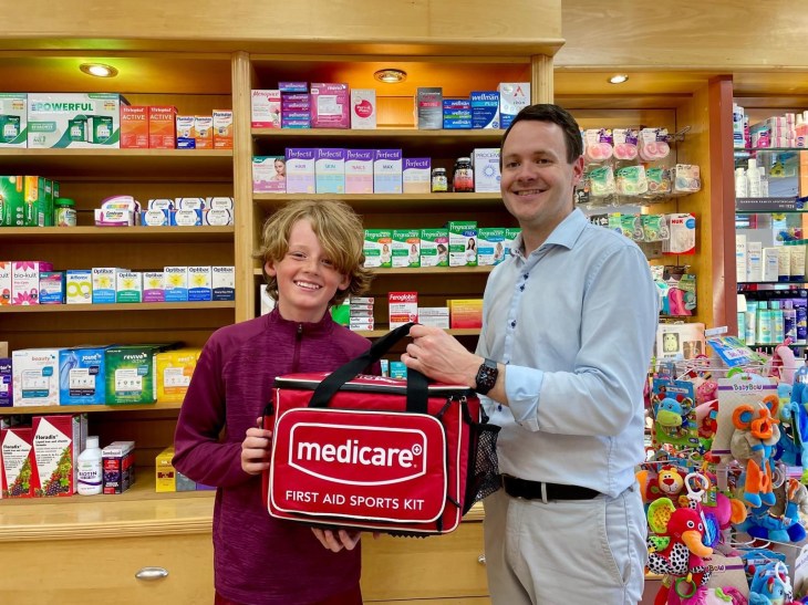 Magners Pharmacy Donate First Aid Kit to KDFC – Killester Donnycarney FC